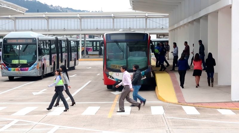 9,8 millones de usuarios en el terminal El Labrador durante su primer ...