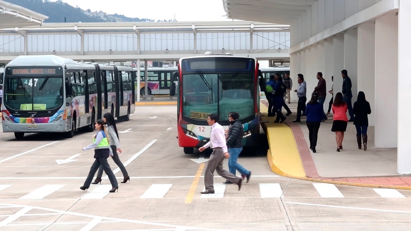 9,8 millones de usuarios en el terminal El Labrador durante su primer ...
