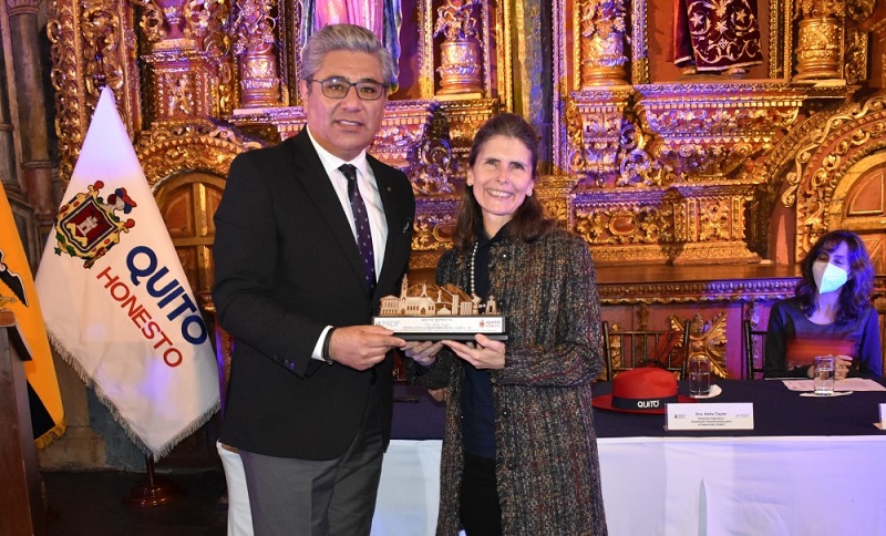 Comisión Metropolitana de Lucha Contra la Corrupción reconoce los 60 ...