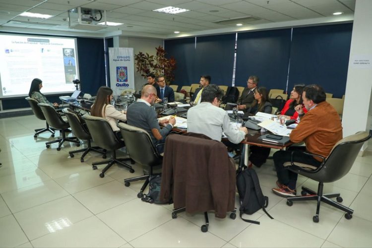 REUNIÓN EPMAPS CAF Y TRABAJADORES 2 – Quito Informa