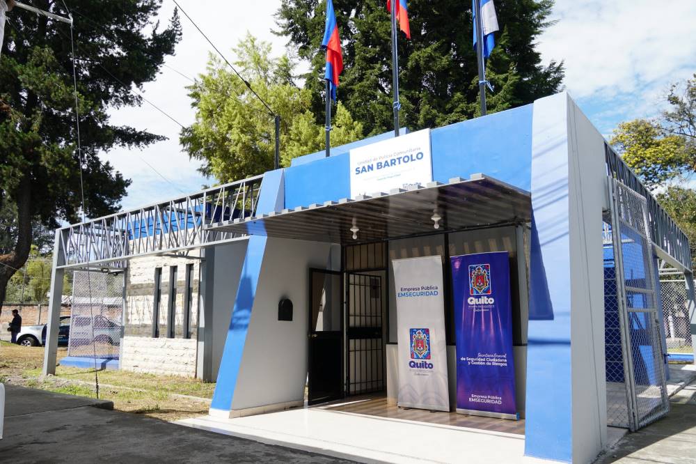 La UPC número 100, motos y vehículos se entregaron en el sur de Quito ...