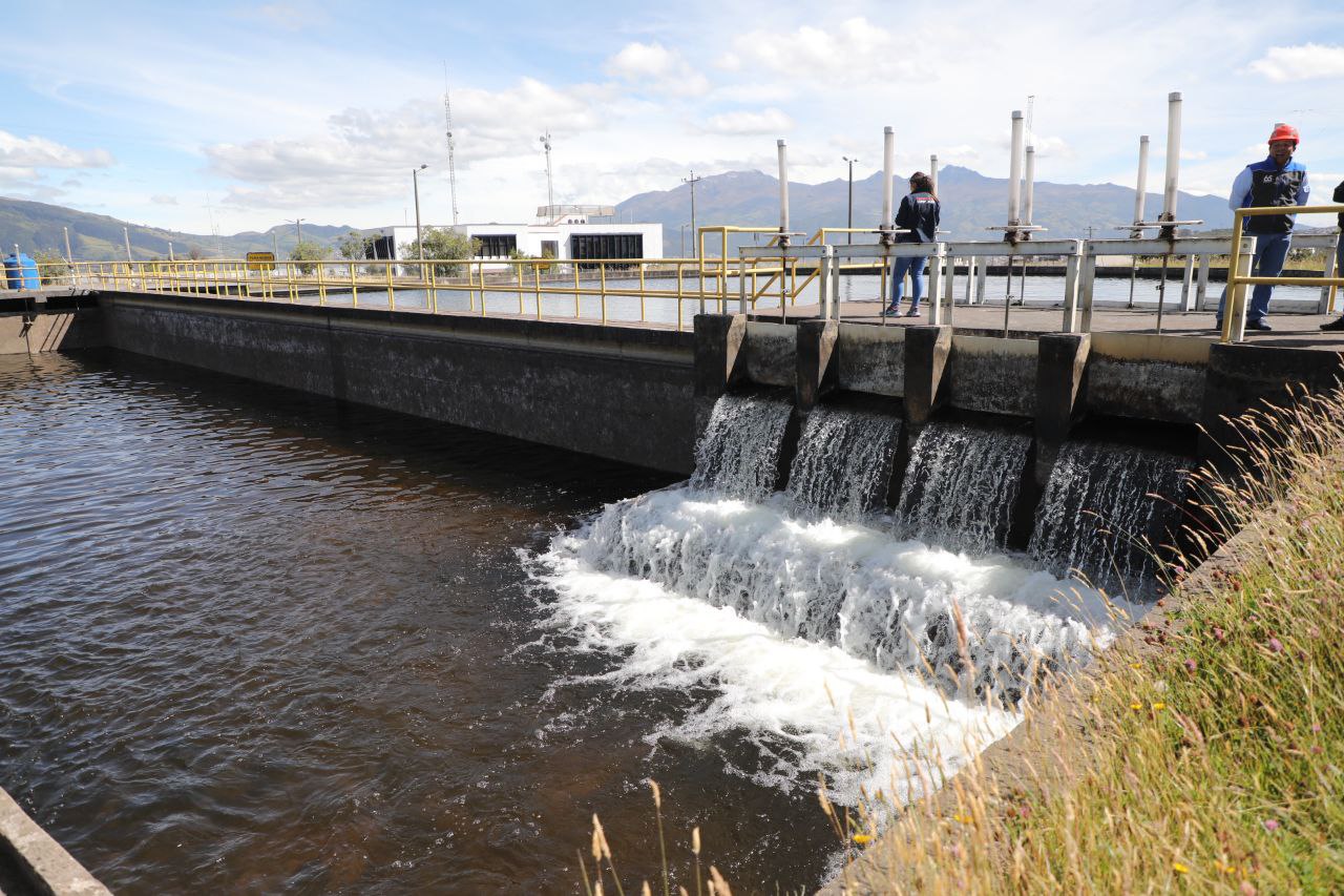 Quito avanza hacia una ciudad con más agua segura y mejor calidad de ...